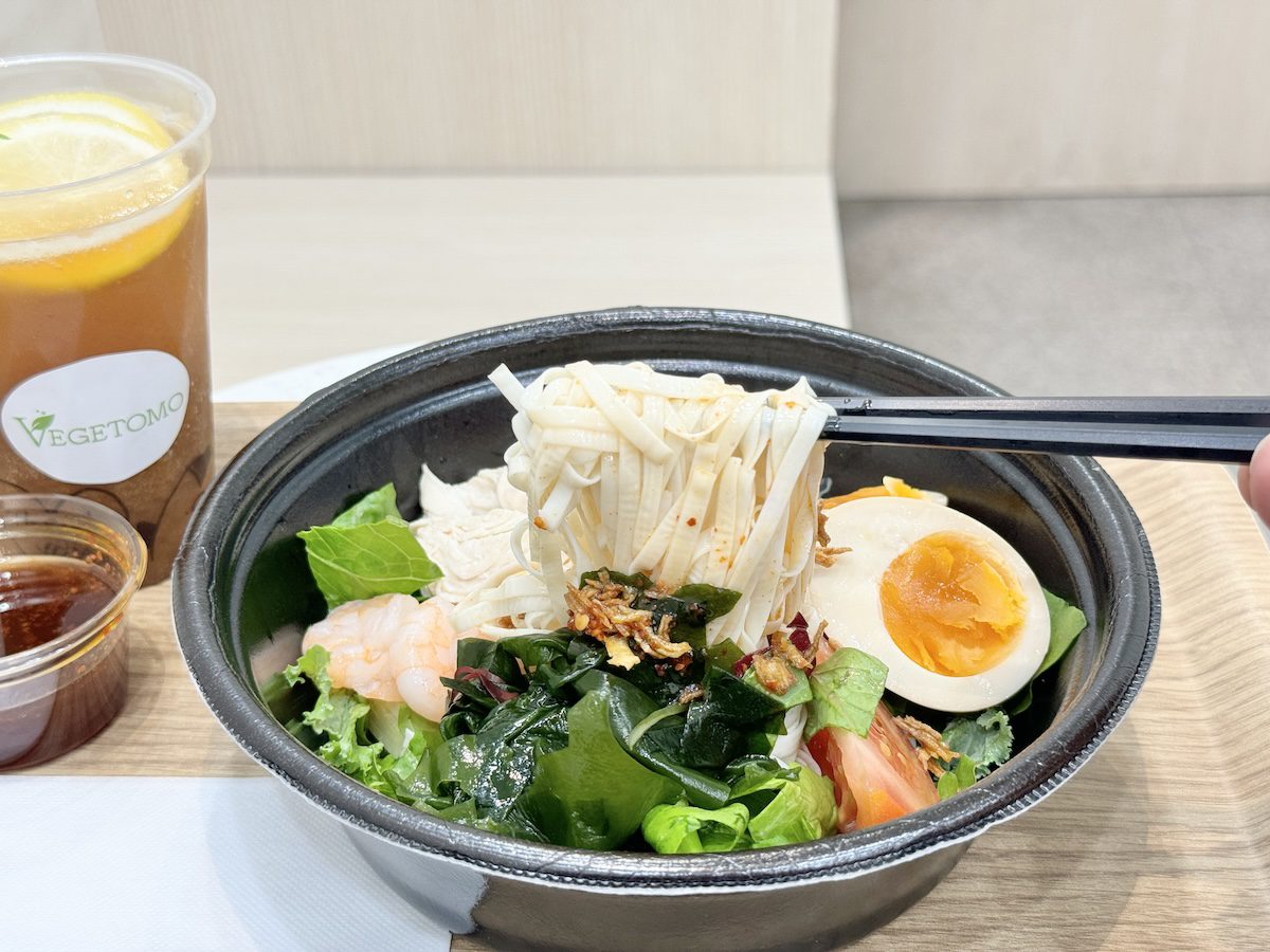 吉祥寺のサラダ店「VEGETOMO」濃厚超もっちりグリークヨーグルト＆一見、普通の海藻サラダ | 吉祥寺ファンページ